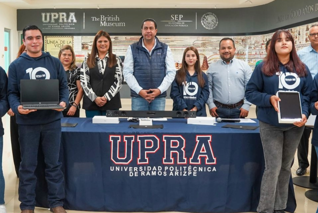 Chema Morales entrega apoyos de "Mejora tu Escuela" en la UPRA - Nación ...